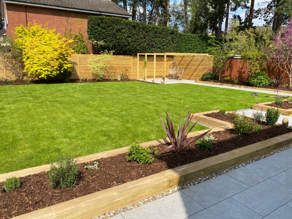 Adelle & Dave - The Fifth Room Garden Design